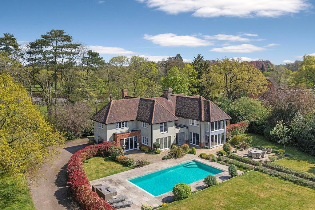5 bedroom detached house for sale in Whepstead, Suffolk, IP29