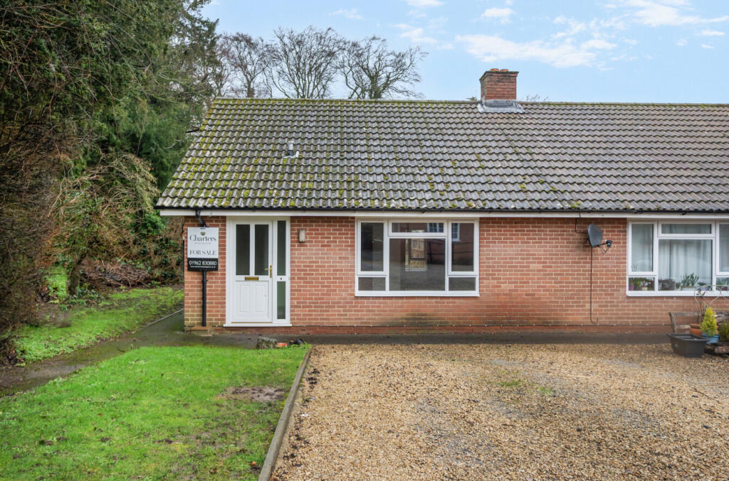 1 bedroom bungalow for sale in Cobbles Close, Sutton Scotney ...