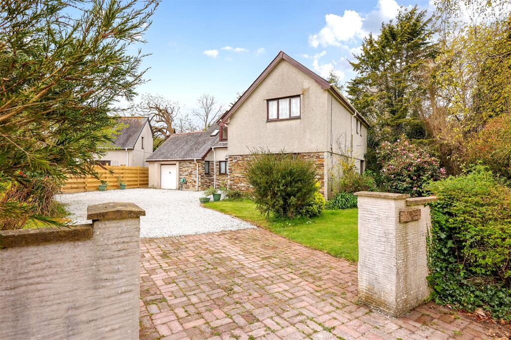 5 bedroom detached house for sale in Venton Paddock, Millpool Head ...