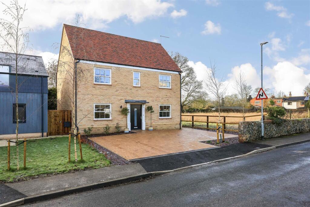 5 bedroom detached house for sale in Ditton Green, Woodditton, CB8