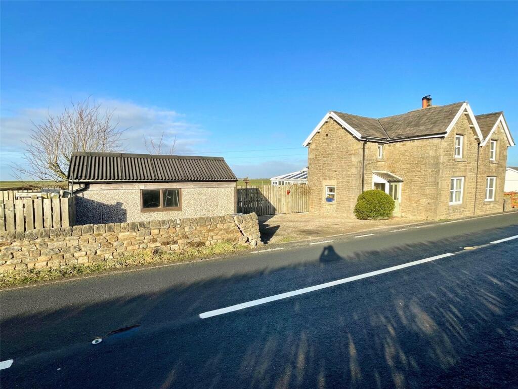 2 bedroom semi-detached house for sale in Sandside Cottages, Sandside ...