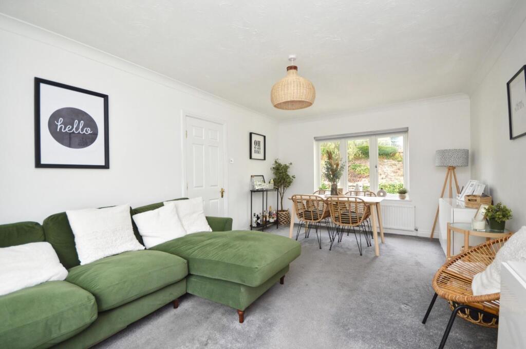 2 bedroom apartment for sale in Dapps Hill, Keynsham, Bristol, BS31