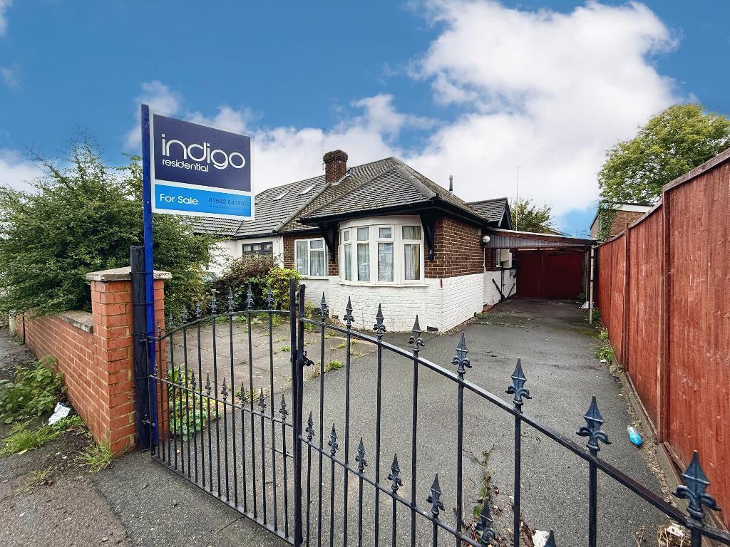 2 bedroom bungalow for sale in Park Avenue, Sundon Park, Luton ...