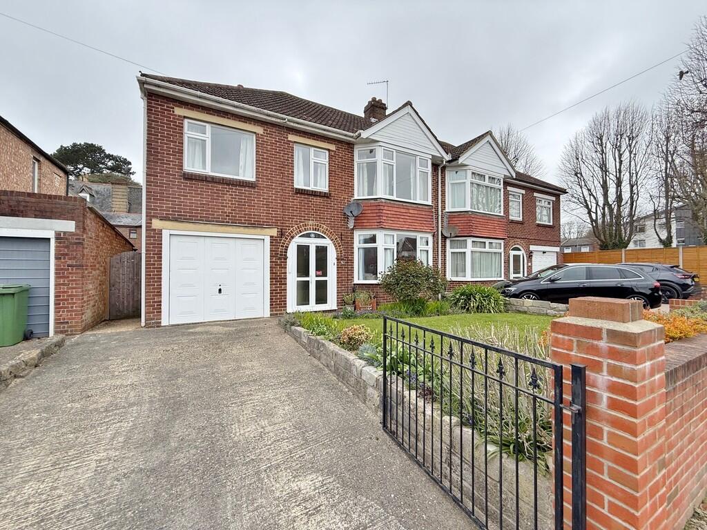4 bedroom semi-detached house for sale in Salisbury Road, Cosham, PO6
