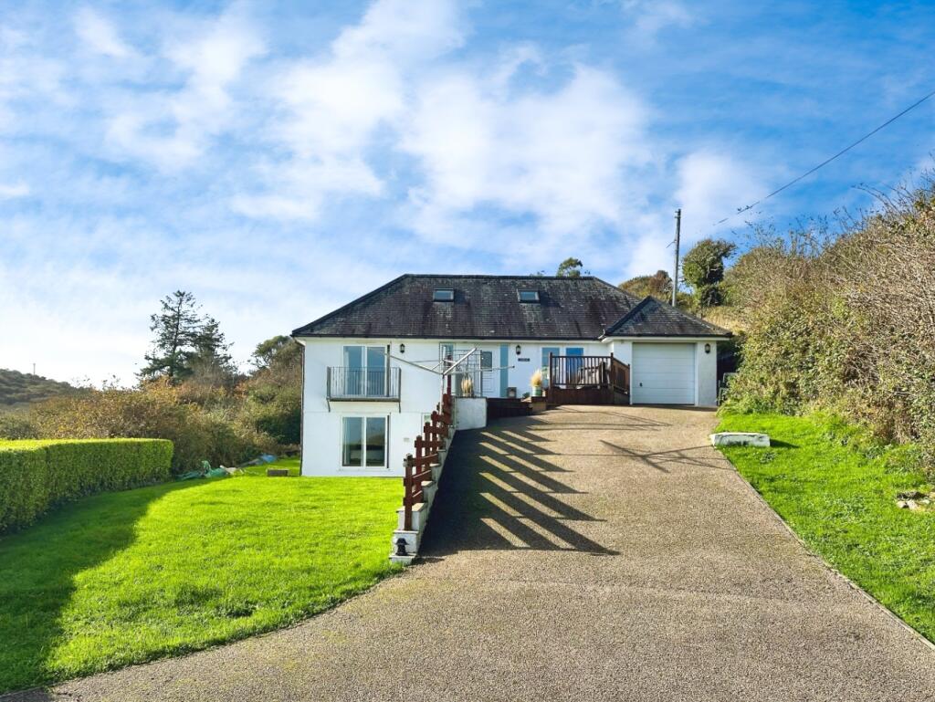 4 bedroom detached house for sale in Coverack, Spacious home with sea ...