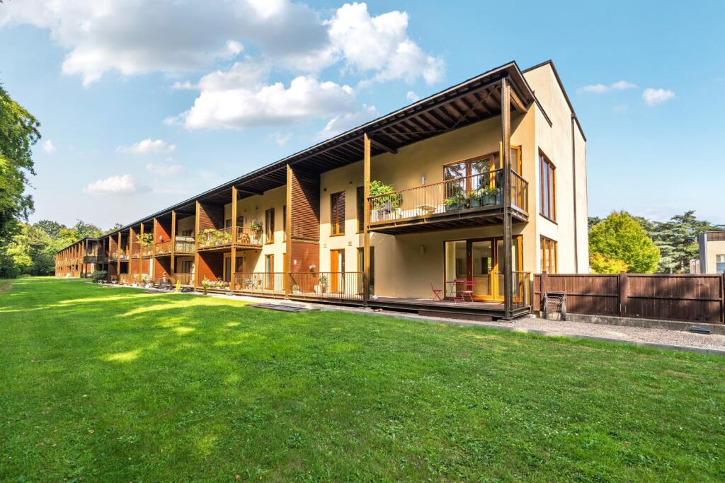 2 bedroom apartment for sale in Cliveden Gages, Taplow, Buckinghamshire ...
