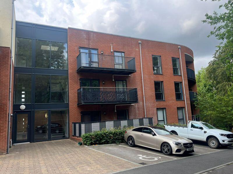 1 bedroom flat for sale in Olympic Way, High Wycombe, HP13