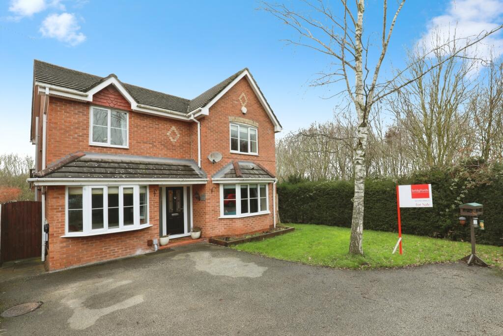 4 bedroom detached house for sale in Perry Fields, Crewe, Cheshire, CW1