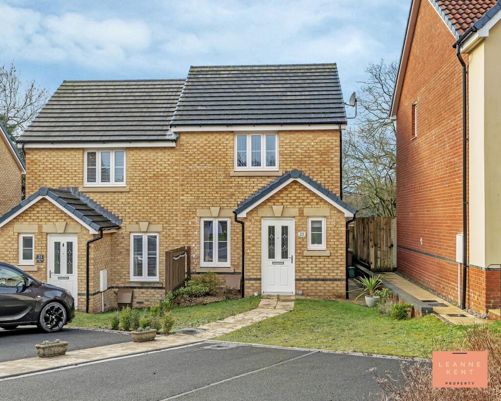 2 bedroom semi-detached house for sale in Hedge Field Way, Bedwas, CF83