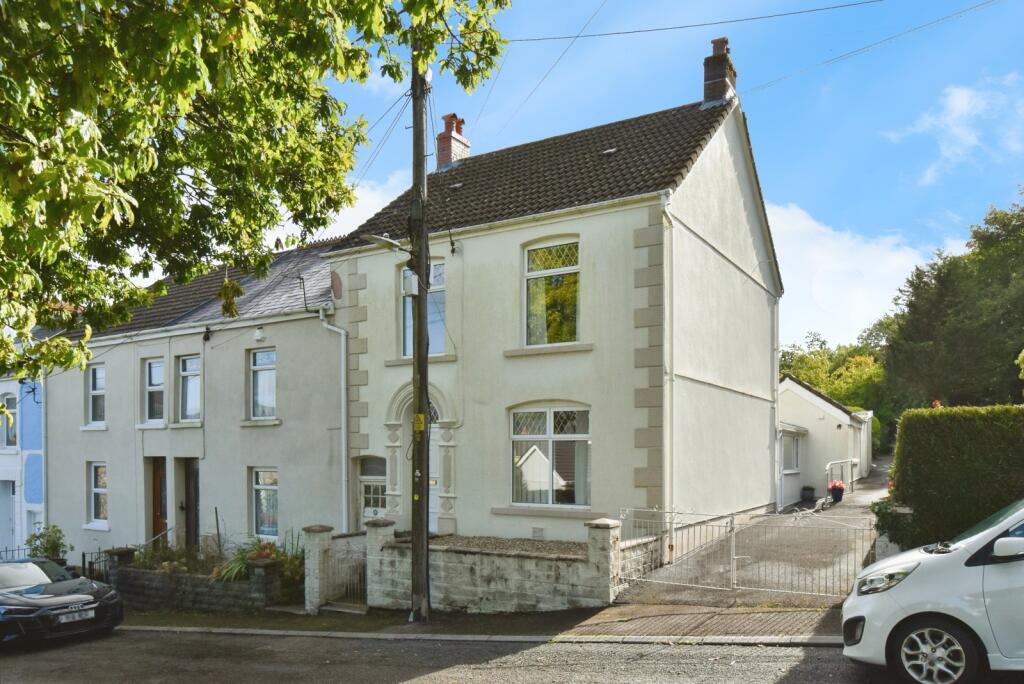 3 bedroom semi-detached house for sale in Bryncethin Road, Garnant ...