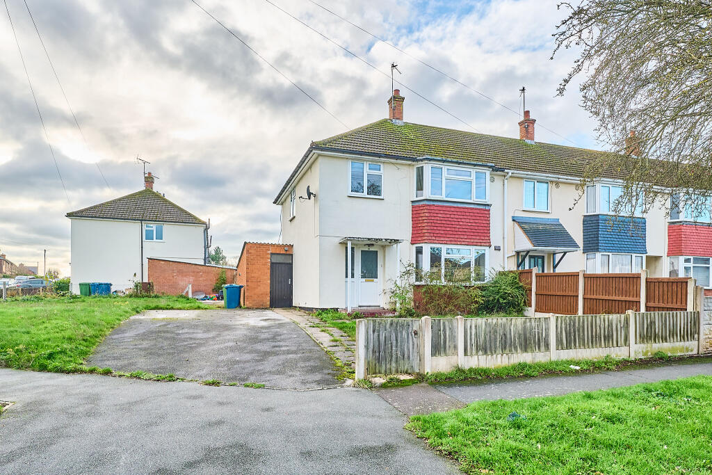 3 bedroom end of terrace house for sale in 12 Douglas Road, Caton ...