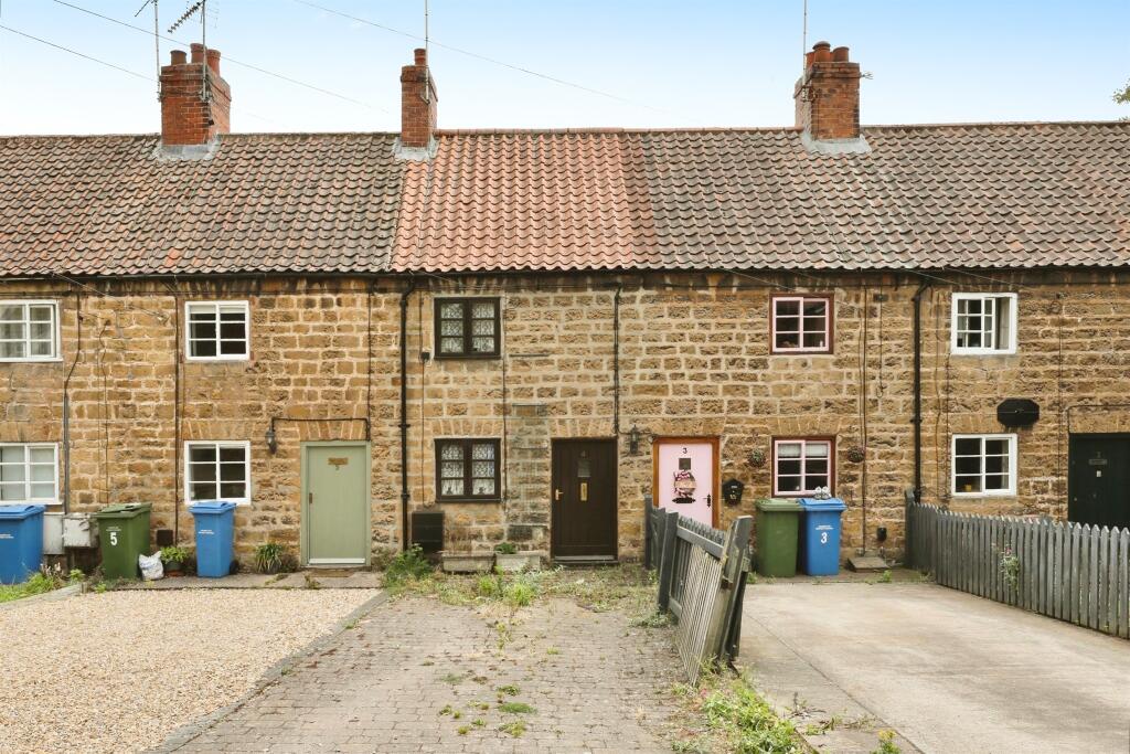 1 bedroom terraced house for sale in Low Street, Carlton-In-Lindrick ...
