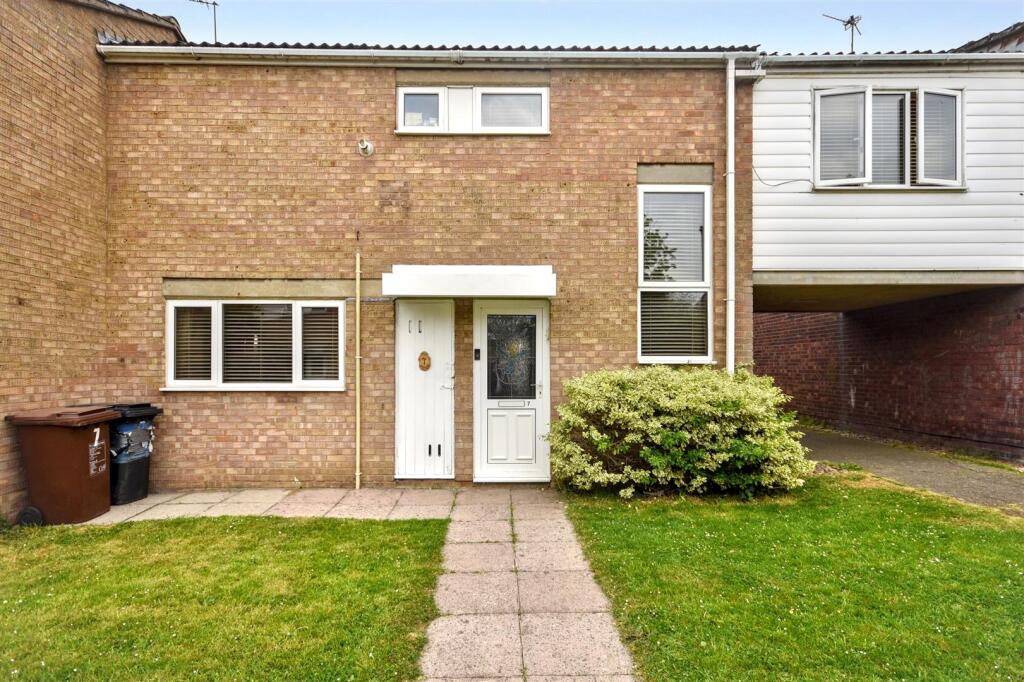 3 bedroom semi-detached house for sale in Kirkwall, Corby, NN17 2QZ, NN17