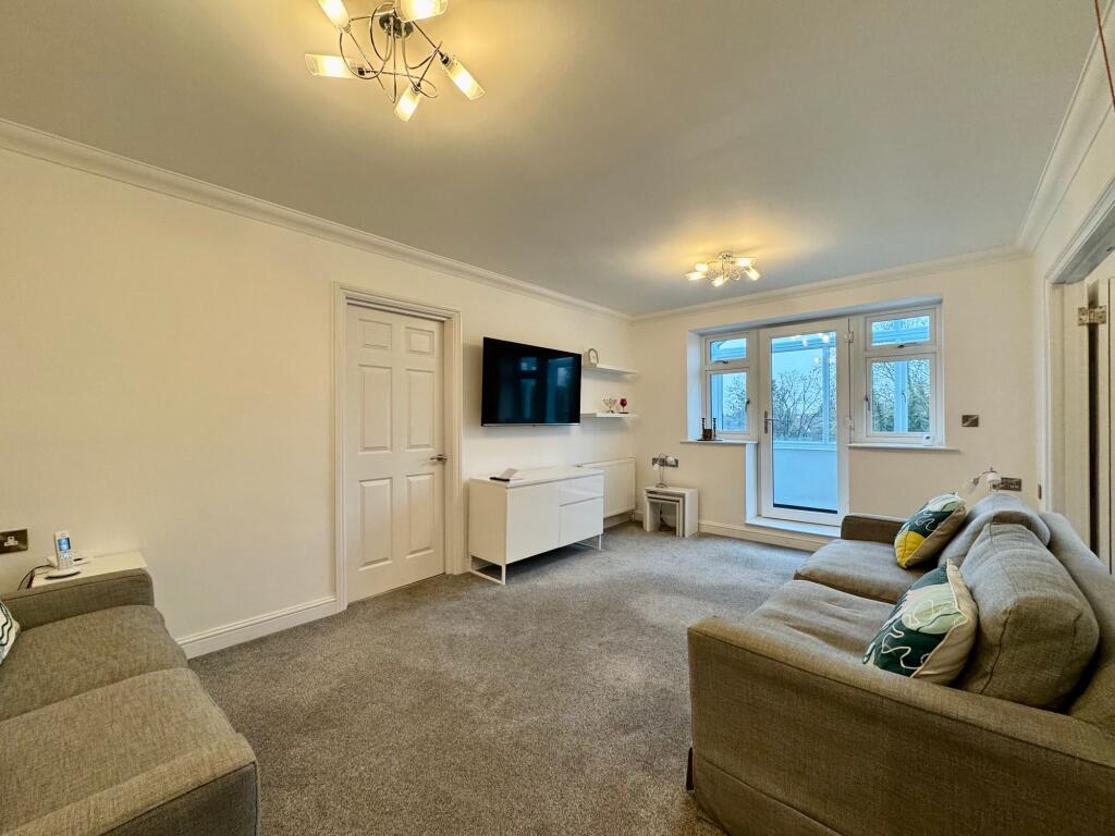 2 bedroom retirement property for sale in Edgware Way, Eaton Court, HA8