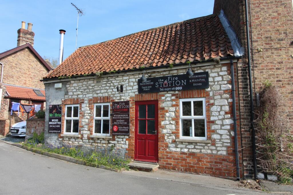 Shop for rent in Church Lane, Langtoft, Driffield, YO25