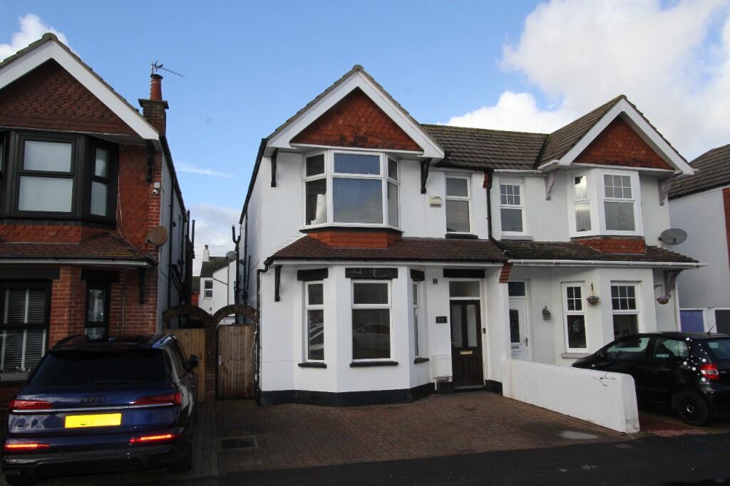 4 bedroom semi-detached house for sale in Cavendish Avenue, Eastbourne ...