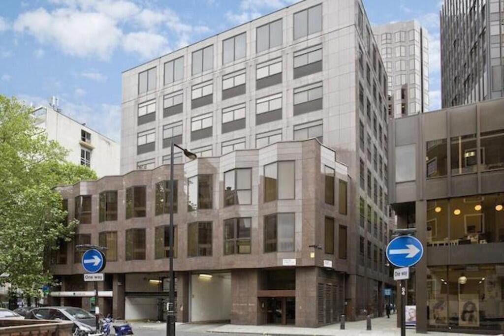 1 bedroom flat for sale in Caxton Street, Westminster, SW1H
