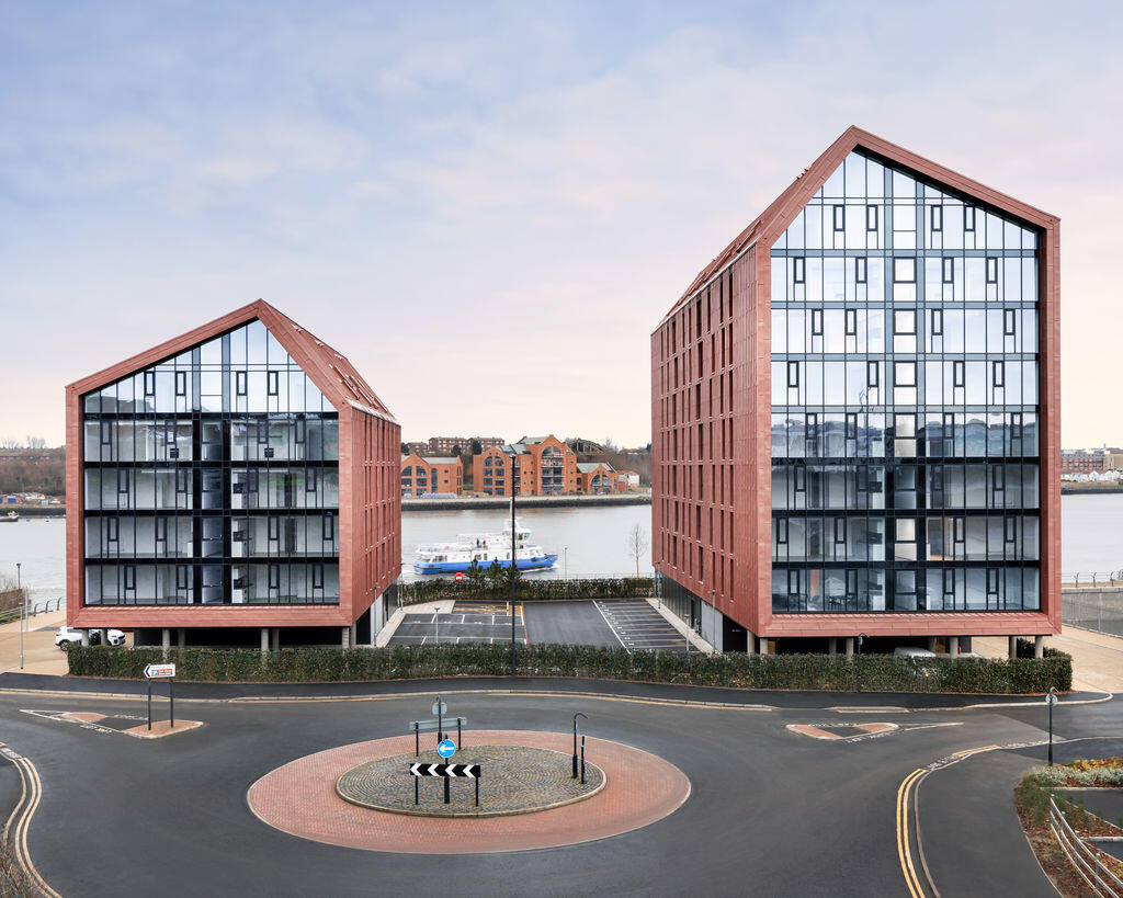 2 bedroom flat for sale in Smokehouse One, Duke Street, Smiths Dock ...