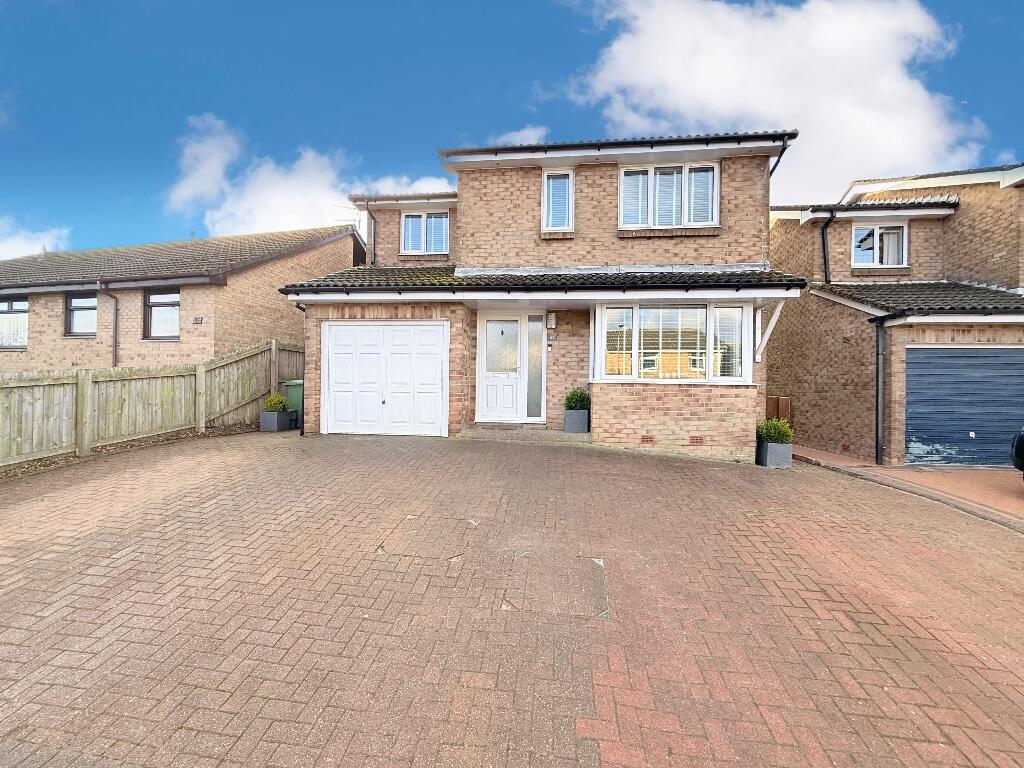 4 bedroom detached house for sale in 83 Easton Drive, Shieldhill ...