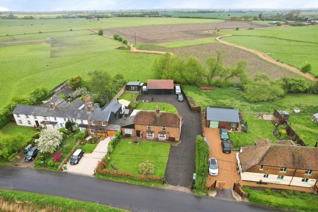 3 bedroom detached house for sale in Newchurch, Romney Marsh, Kent, TN29
