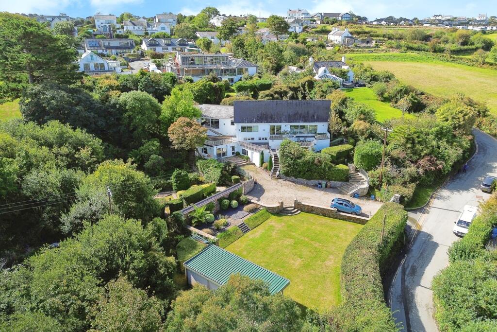 6 bedroom detached house for sale in Bwlchtocyn, Nr Abersoch, Gwynedd, LL53
