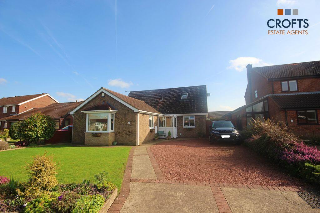 3 bedroom detached bungalow for sale in Raithby Avenue, Keelby, DN41