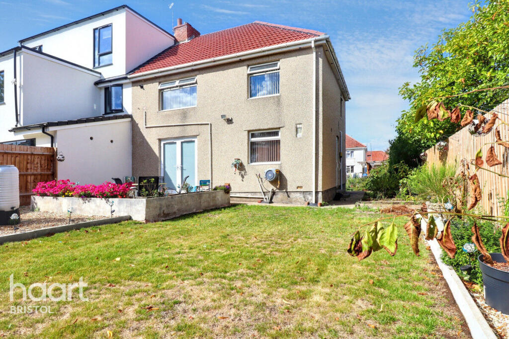 3 bedroom semi-detached house for sale in Gayner Road, Bristol, BS7