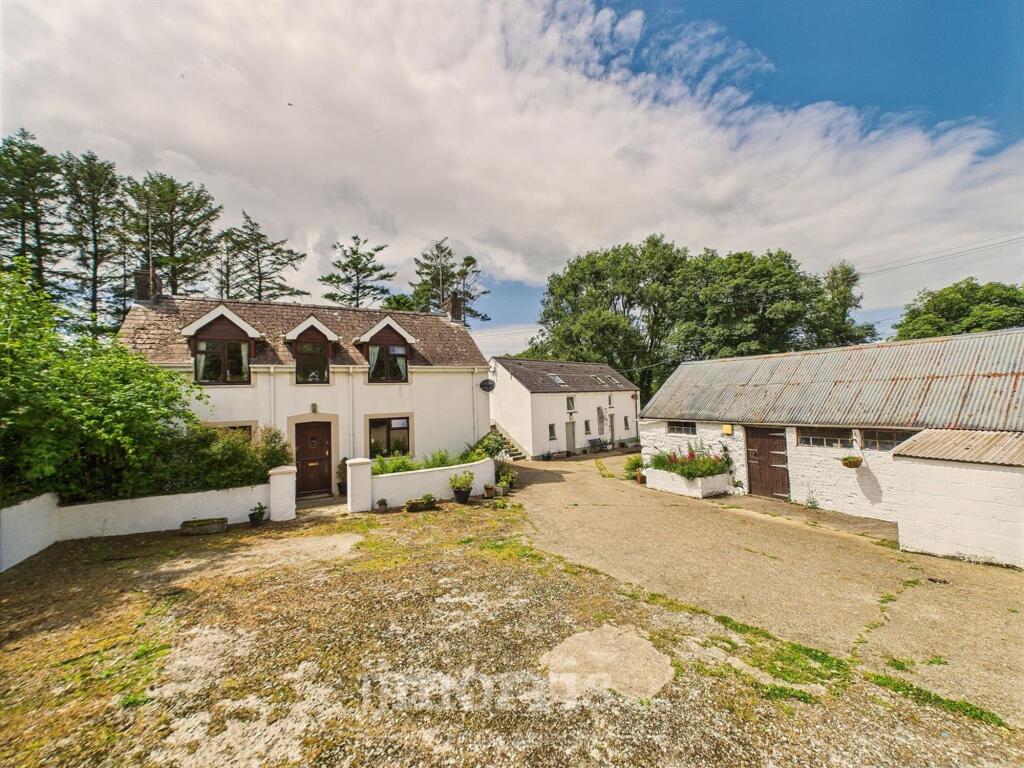 6 bedroom smallholding for sale in Pantycrwyn, Letterston ...