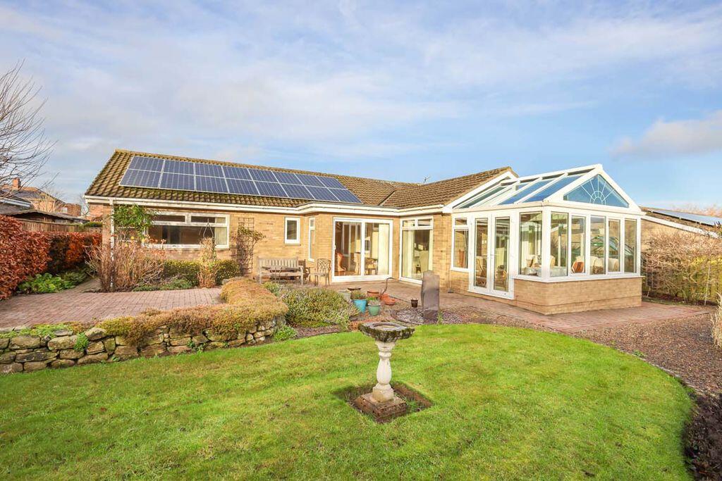 3 bedroom detached bungalow for sale in Magdalene Fields, Warkworth ...