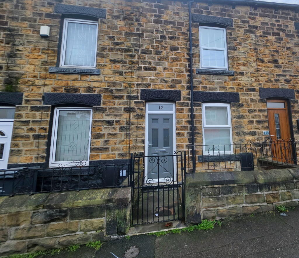 3 bedroom terraced house for sale in Warren Quarry Lane, Barnsley, S70 ...