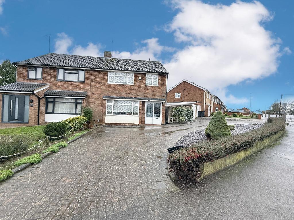 3 bedroom semi-detached house for sale in Calverton Road, Limbury Mead ...