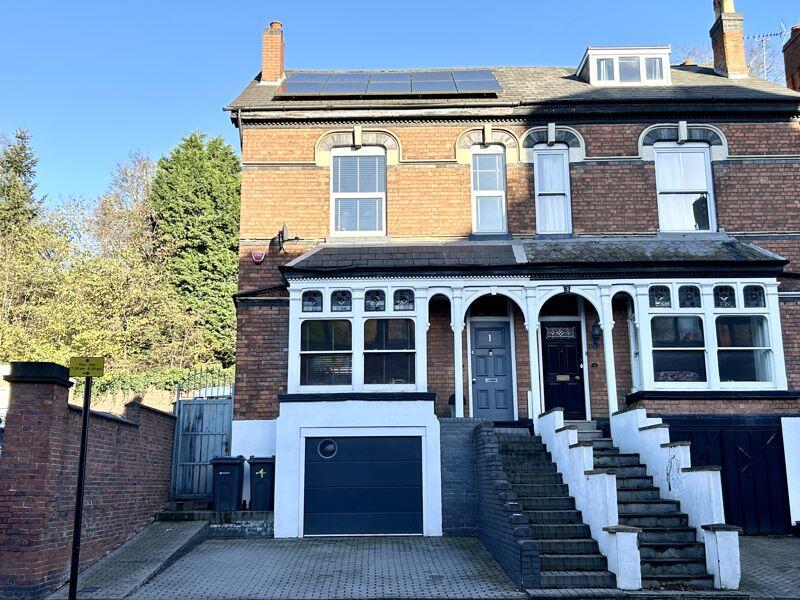 4 bedroom semi-detached house for sale in Victoria Road, Sutton ...