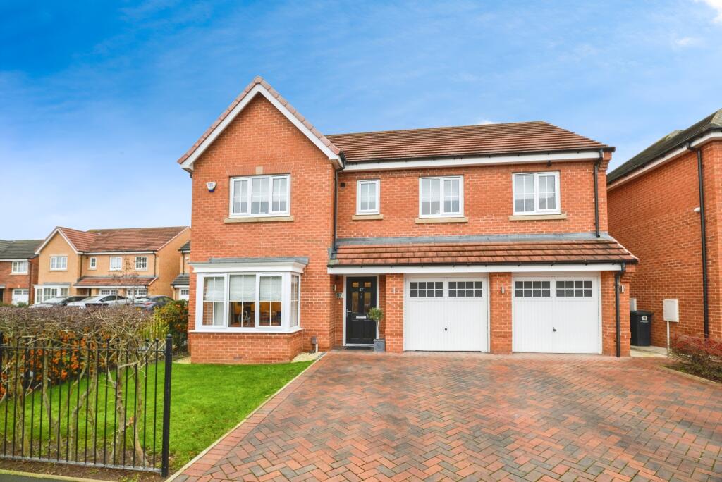 5 bedroom detached house for sale in Brookfield Avenue, Middlesbrough, TS5
