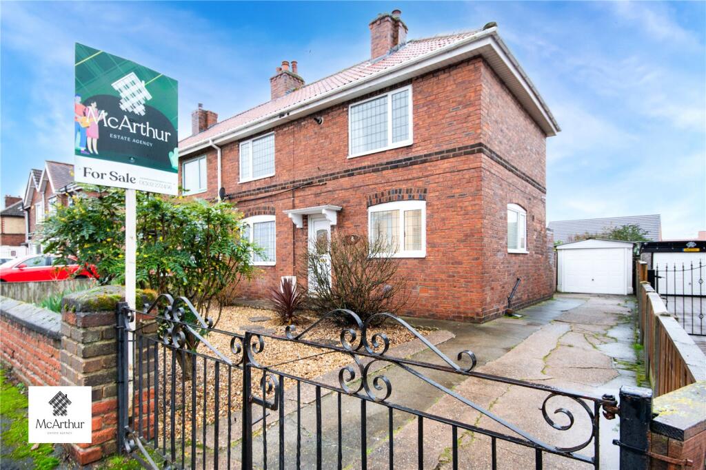 3 bedroom semi-detached house for sale in Galway Avenue, Harworth ...