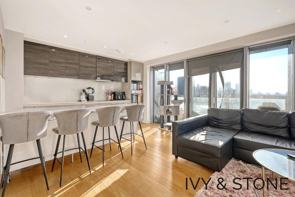2 bedroom apartment for sale in The Vermillion Building , Canning Town, E16
