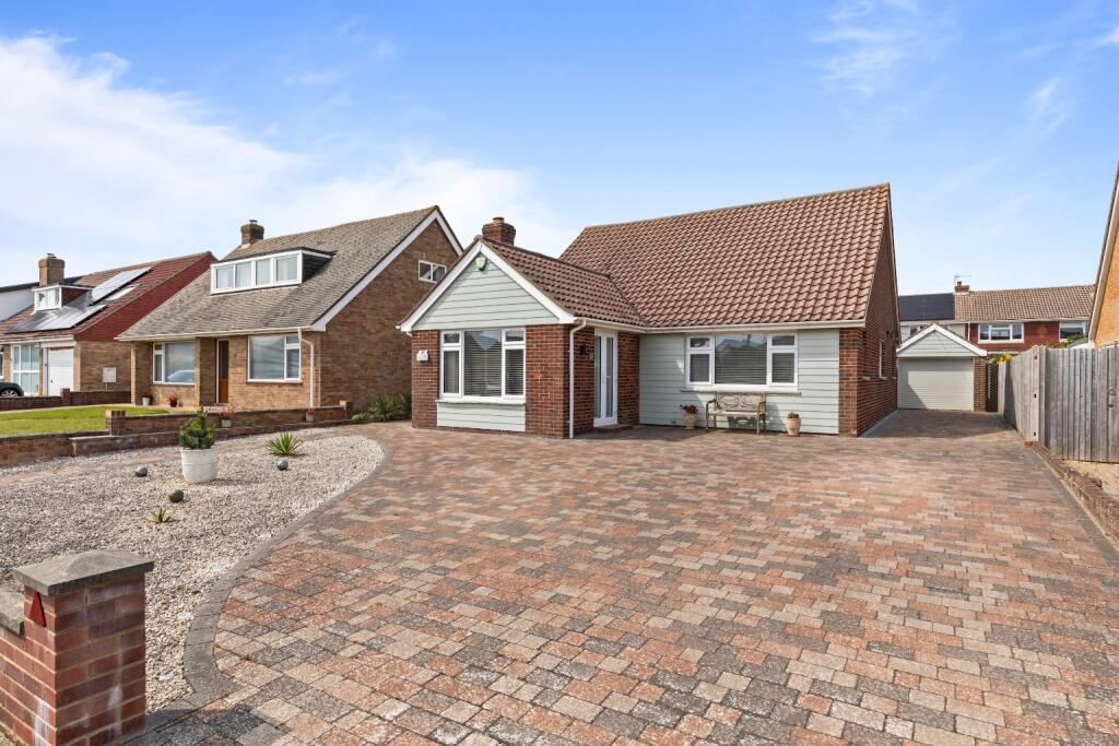 3 bedroom detached bungalow for sale in The Marlinespike, Shoreham-By ...