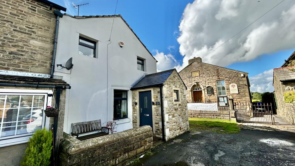 3 bedroom cottage for sale in Chapel Hill, Salterforth, Barnoldswick, BB18