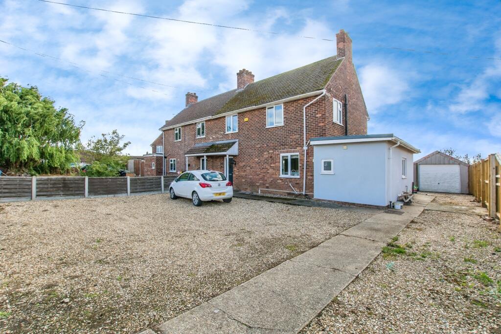 3 bedroom semi-detached house for sale in Sutterton Drove, Amber Hill ...