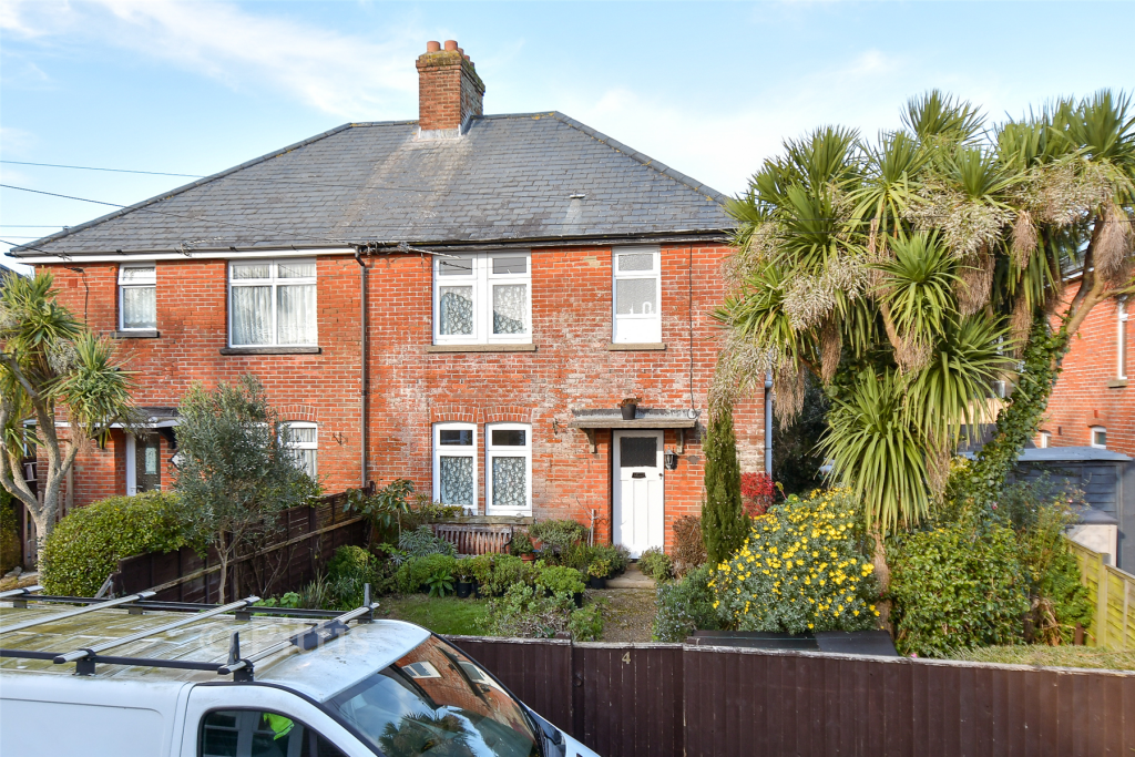 3 bedroom semi-detached house for sale in Colwell Lane, Freshwater ...