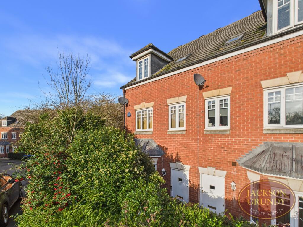 3 bedroom town house for sale in Ashmead, Little Billing, NN3 9JQ, NN3