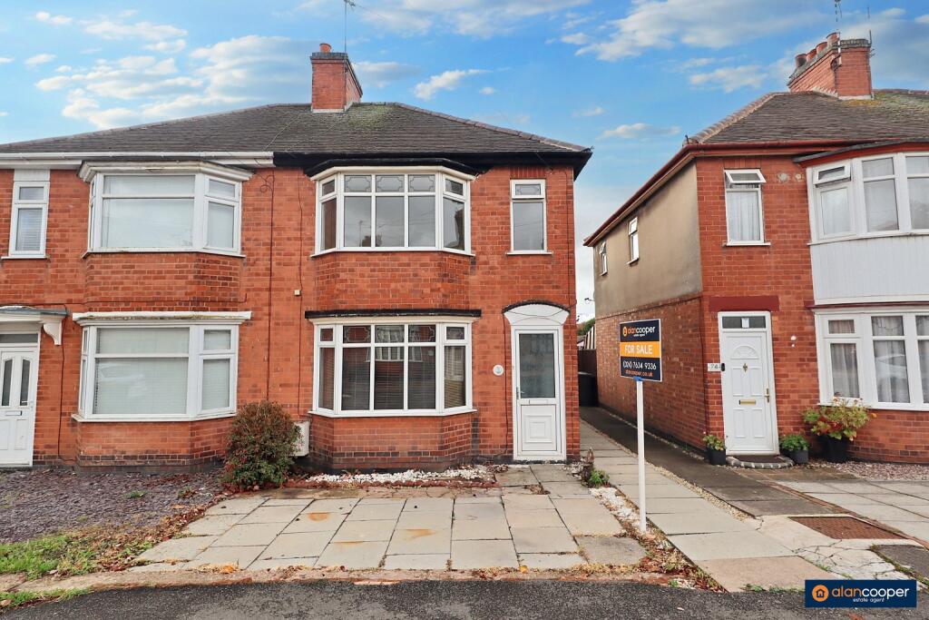 3 bedroom semi-detached house for sale in Beaumont Road, Nuneaton ...
