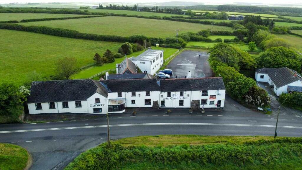 9 bedroom hotel for sale in Devon EX39 6HB, EX39