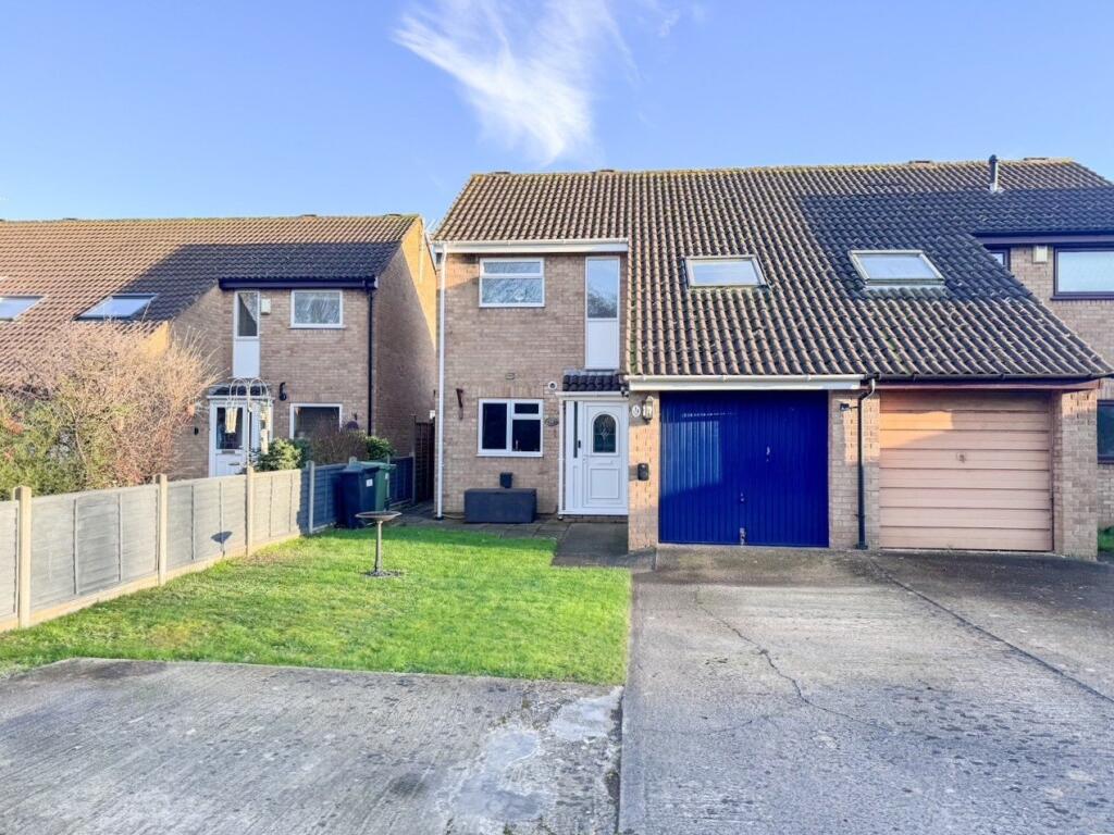 3 bedroom semi-detached house for sale in Falcon Walk, Patchway ...