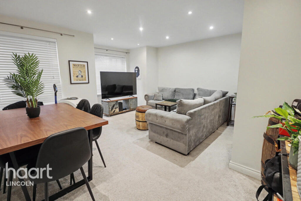 2 bedroom apartment for sale in Tiber Road, North Hykeham, LN6