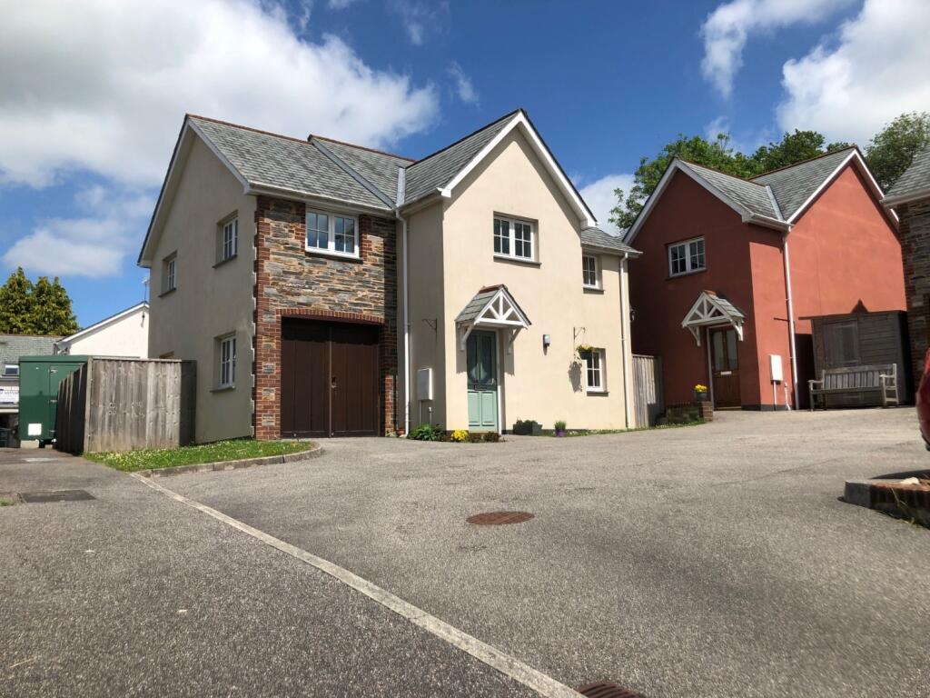 4 bedroom detached house for sale in Bridge Street, Hatherleigh, Devon ...