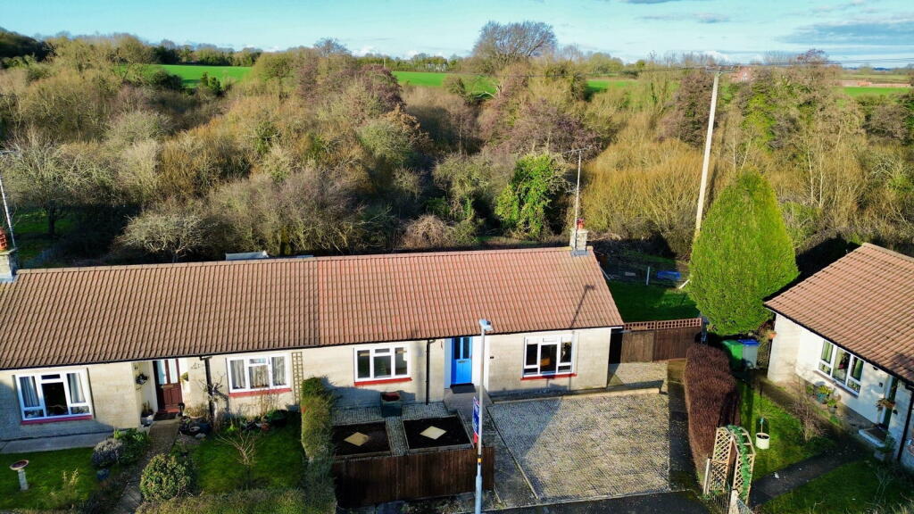 2 bedroom semi-detached bungalow for sale in Lammas Close, Hilmarton ...