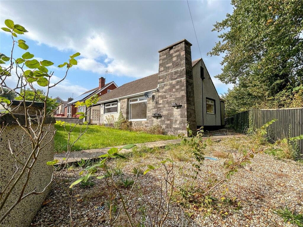 2 bedroom bungalow for sale in Romilly Crescent, Hakin, Milford Haven ...