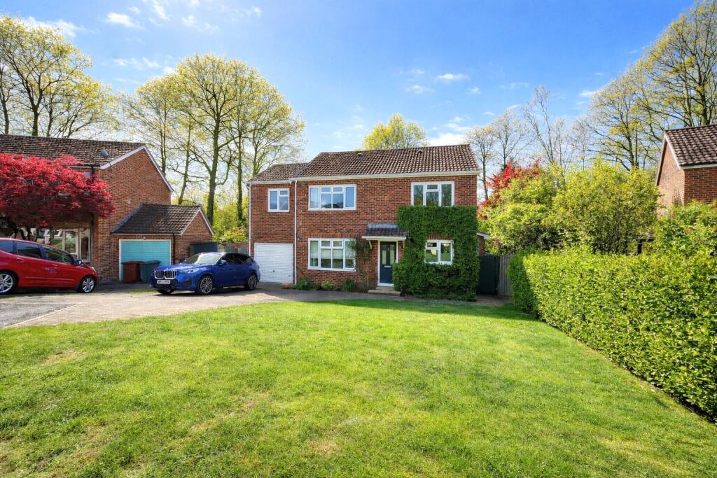 4 bedroom detached house for sale in Ashton Cross, East Wellow, Romsey ...