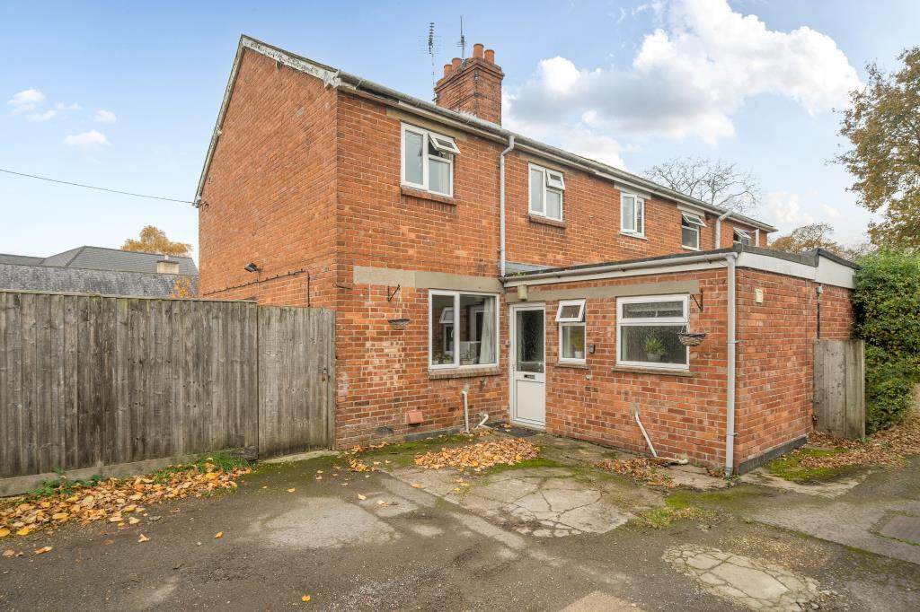 3 bedroom semi-detached house for sale in Appleton, Oxfordshire, OX13