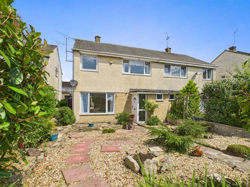 4 bedroom semi-detached house for sale in Cranwell Close, Chippenham, SN14
